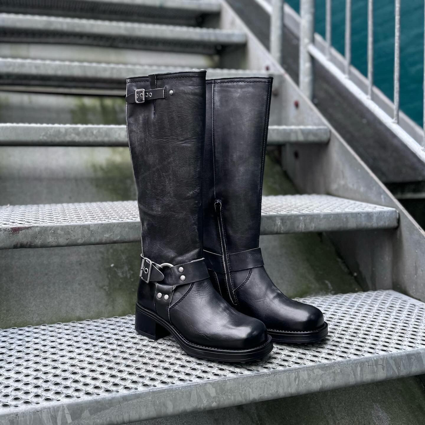 PAVEMENT - STØVLER - TAMERA LONG VINTAGE 23030-1 - MAT SORT – Trendhouse